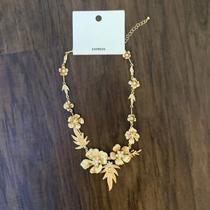 Express | Jewelry | Express Pearl Flower Chain Necklace | Poshmark